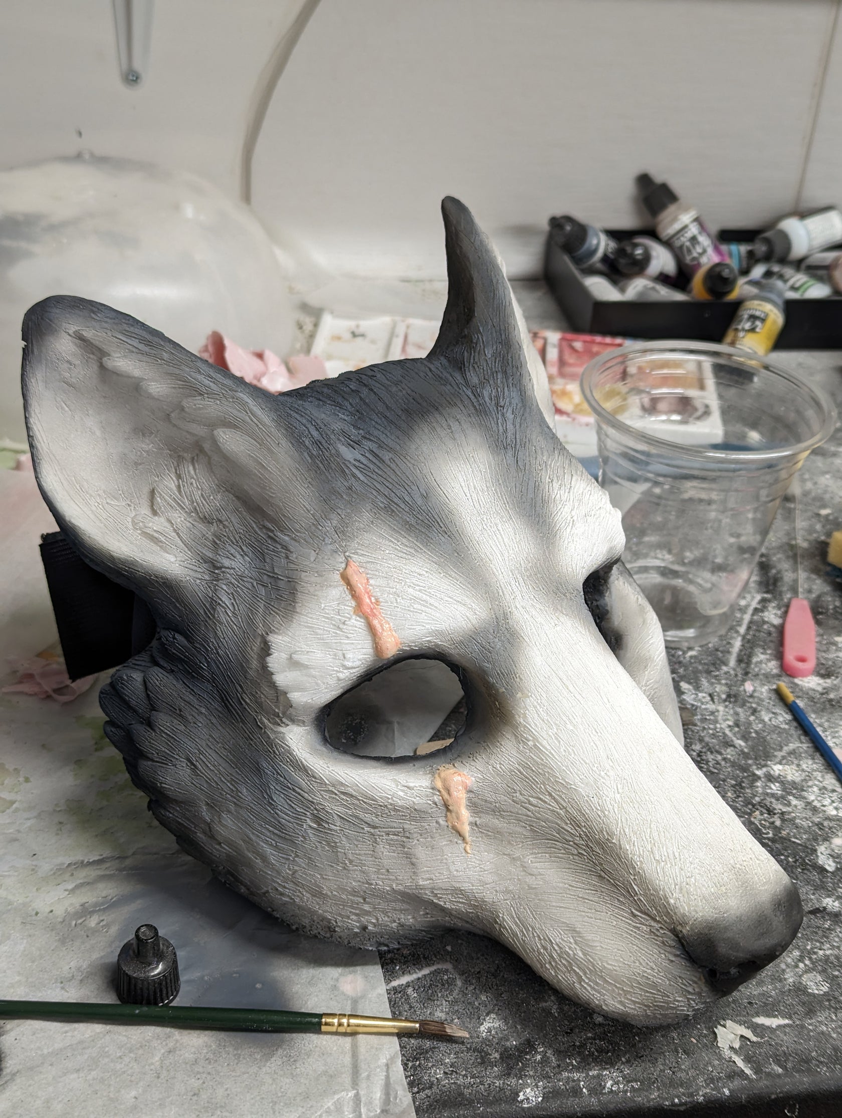 Custom painted LARP mask – Runaway Workshop