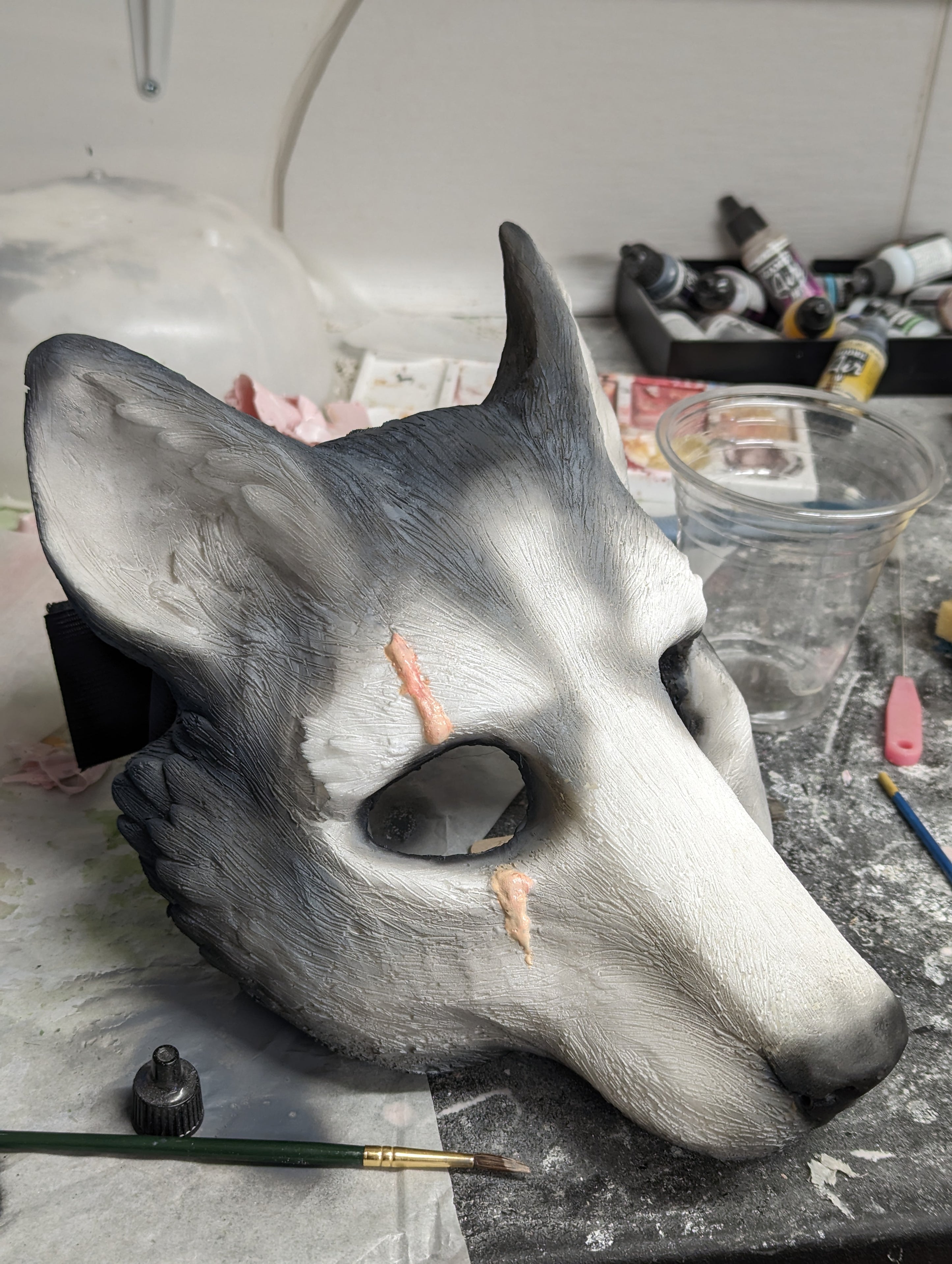 Custom painted LARP mask – Runaway Workshop